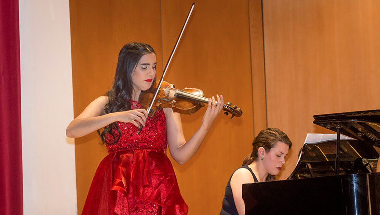 Aisha Syed encandila a Valencia con un concierto extraordinario de ...