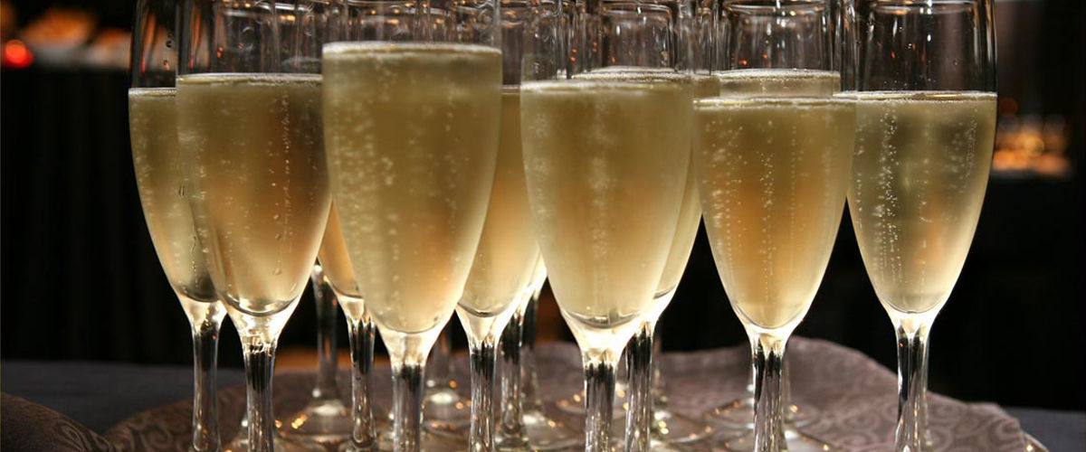 Presentación del Cava Valenciano en el Ateneo Mercantil de Valencia ...